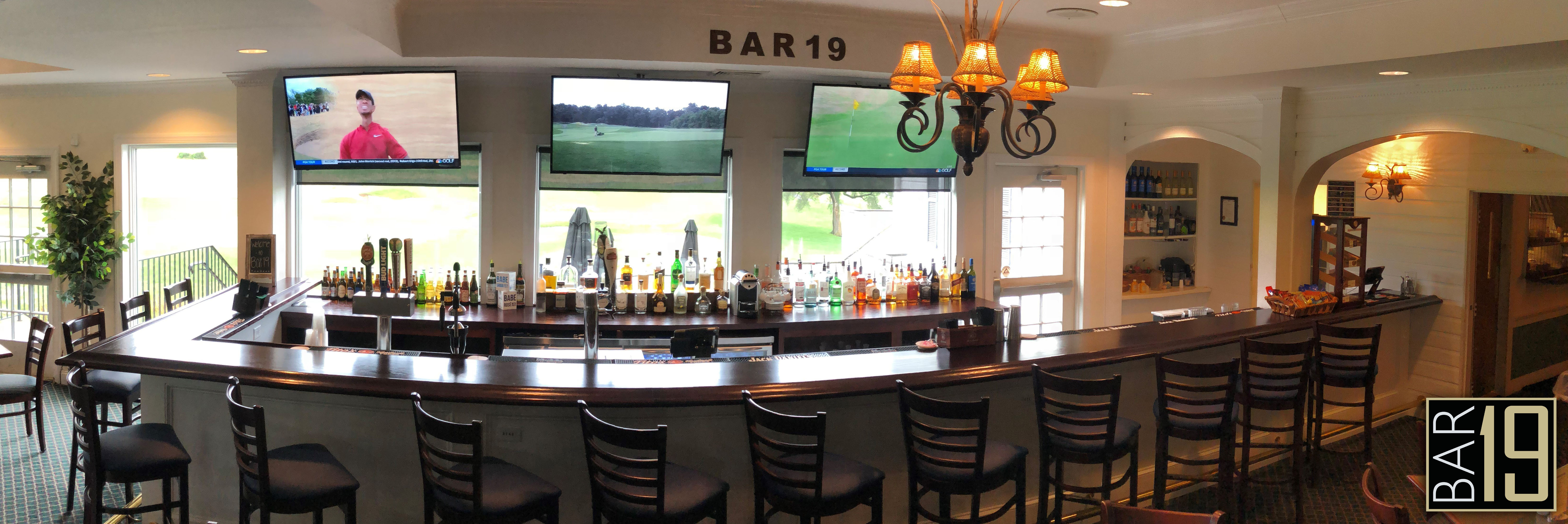 Worthington Manor's BAR19 cocktails, delicious food & televised ...